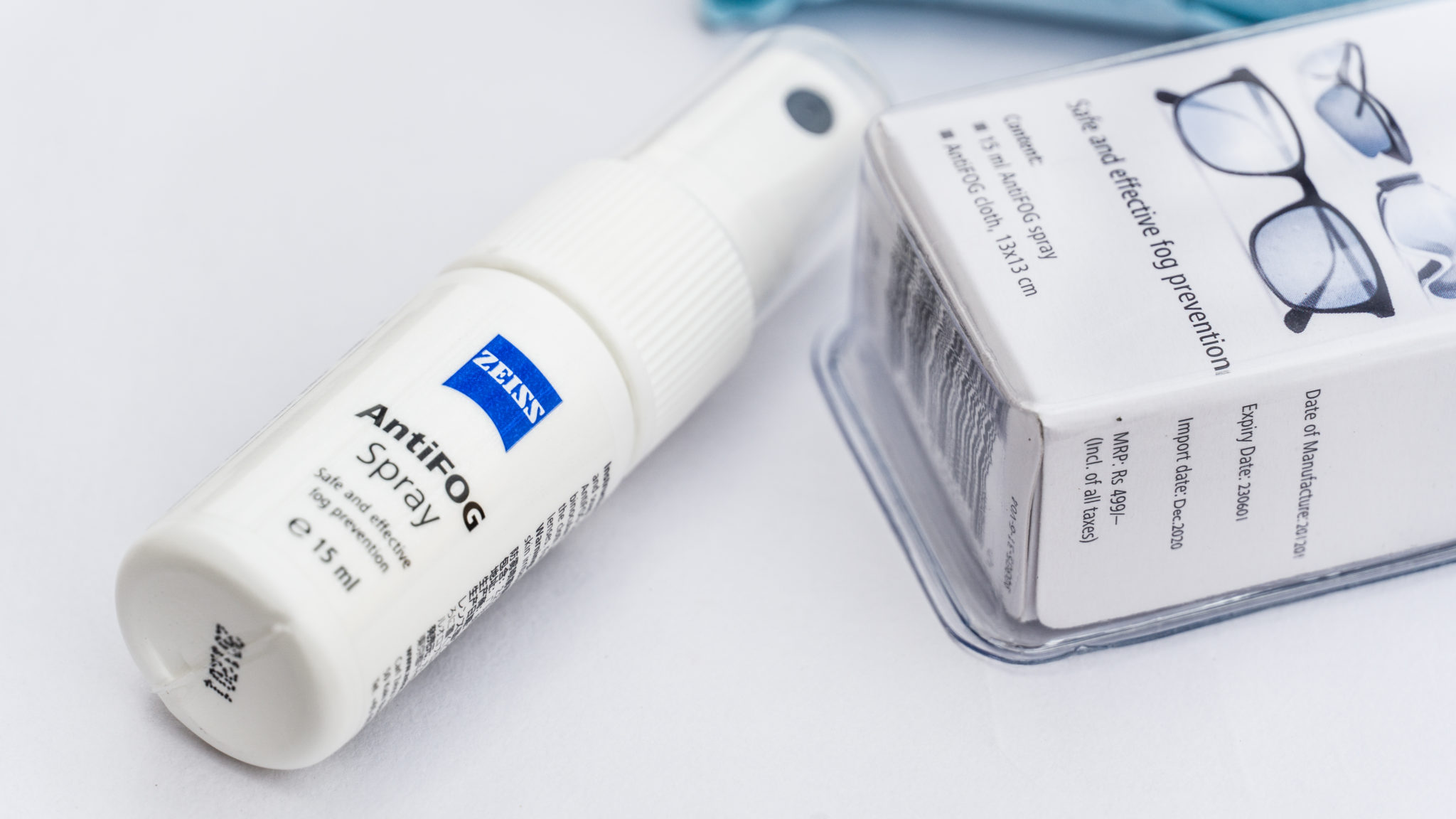 ZEISS AntiFOG Spray Kit - Nayanam Opticals & Eye Clinic